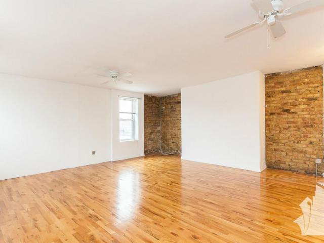 0 BR, 1 BA Apartment 2057 West Dickens Avenue, Chicago, IL 60647