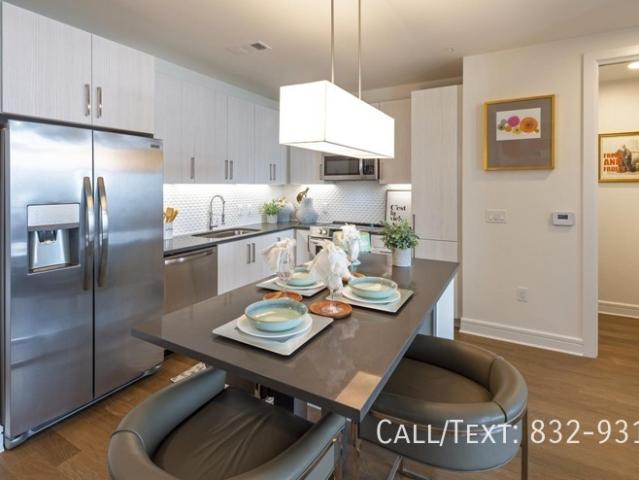 0 BR, 1 BA Apartment 2182 Bagby St, Houston, TX 77002