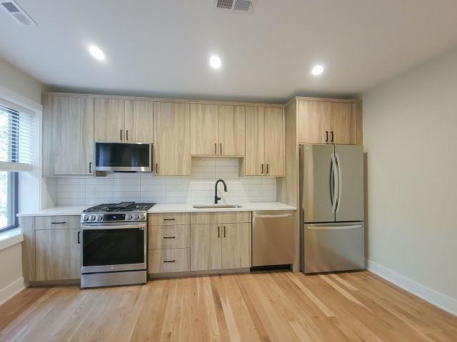 0 BR, 1 BA Apartment 2237 North Bissell Street Unit 2239.5 2E, Chicago, IL 60614