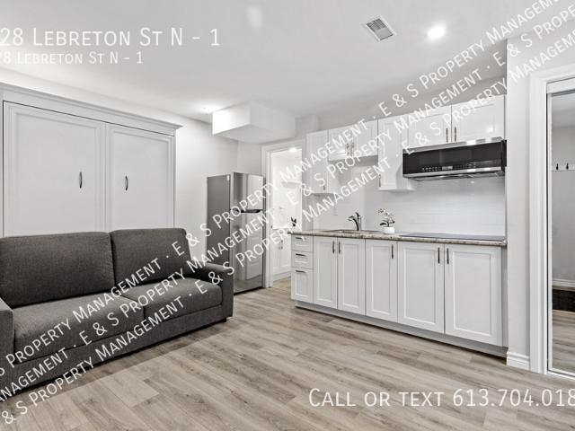 0 BR, 1 BA Apartment 228 Lebreton St N, Ottawa, ON K1R 7J2