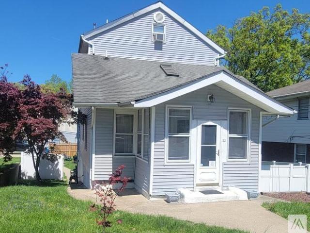 0 BR, 1 BA Apartment 22 John Ryle Ave, Unit 2, Haledon, NJ 07508