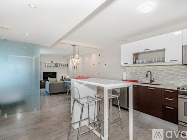 0 BR, 1 BA Apartment 2301 Collins Avenue, Unit 723, Miami Beach, FL 33139