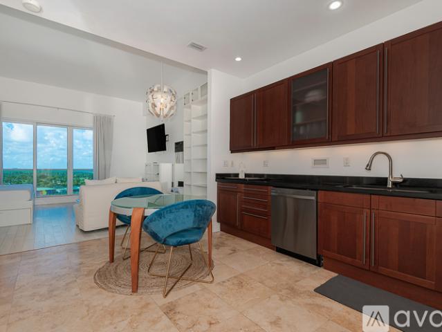 0 BR, 1 BA Apartment 2301 Collins Avenue, Unit 1629, Miami Beach, FL 33139