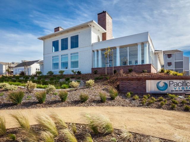 0 BR, 1 BA Apartment 2 Pacific Bay Circle Unit Studio, 1 bath, $3557, San Bruno, CA 94066