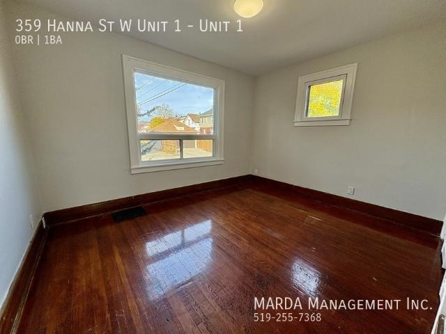 0 BR, 1 BA Apartment 359 Hanna St W Unit 1, Windsor, ON N8X 1E4