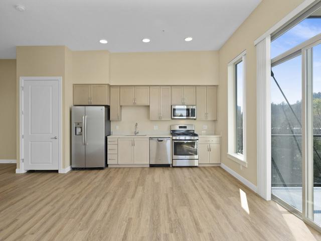 0 BR, 1 BA Apartment 35 Club Rd Unit 403, Eugene, OR 97401