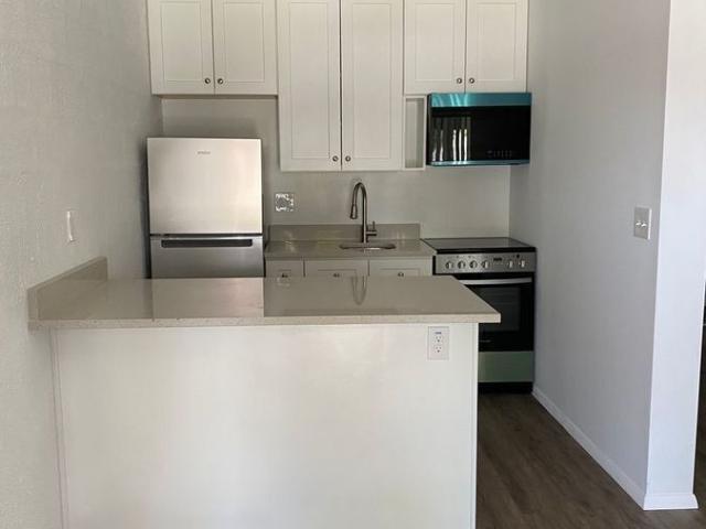 0 BR, 1 BA Apartment 3675 W. Osborn Rd Phoenix, AZ 85019