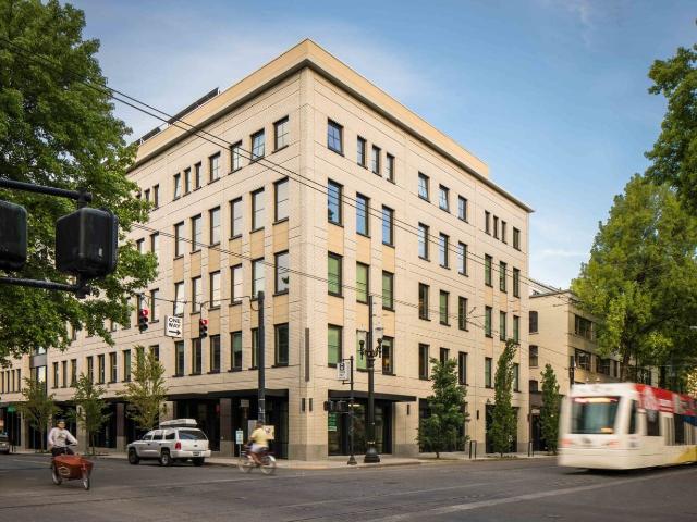 0 BR, 1 BA Apartment 38 NW Davis St Unit 525, Portland, OR 97209