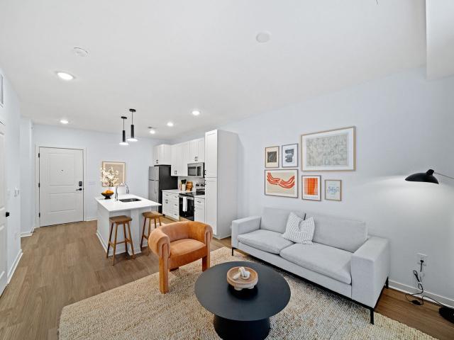 0 BR, 1 BA Apartment 3939 State Line Road Unit 475, Kansas City, MO 64111