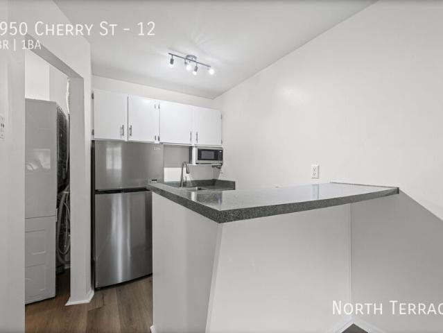 0 BR, 1 BA Apartment 3950 Cherry St, Kansas City, MO 64116