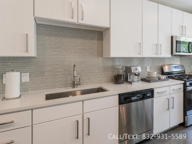 0 BR, 1 BA Apartment 300 Ruthven St, Houston, TX 77002