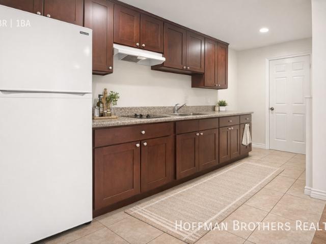 0 BR, 1 BA Apartment 301 N Sycamore Ave, Los Angeles, CA 90036