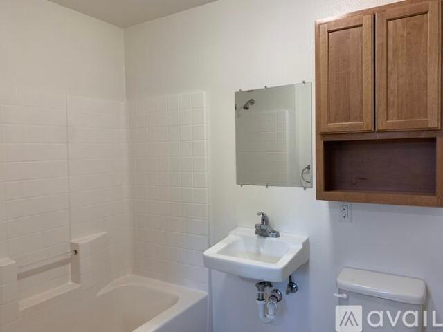 0 BR, 1 BA Apartment 305 Union St, Unit 1E, Arcata, CA 95521