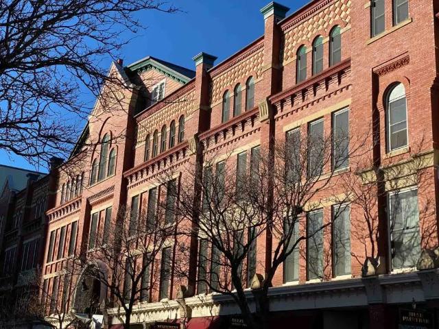 0 BR, 1 BA Apartment 30 Hanover St Unit 305, Manchester, NH 03101