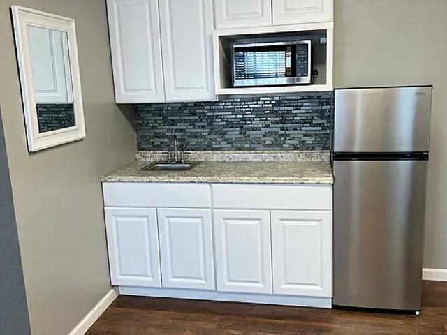 0 BR, 1 BA Apartment 3275 Adams Ave, San Diego, CA 92116