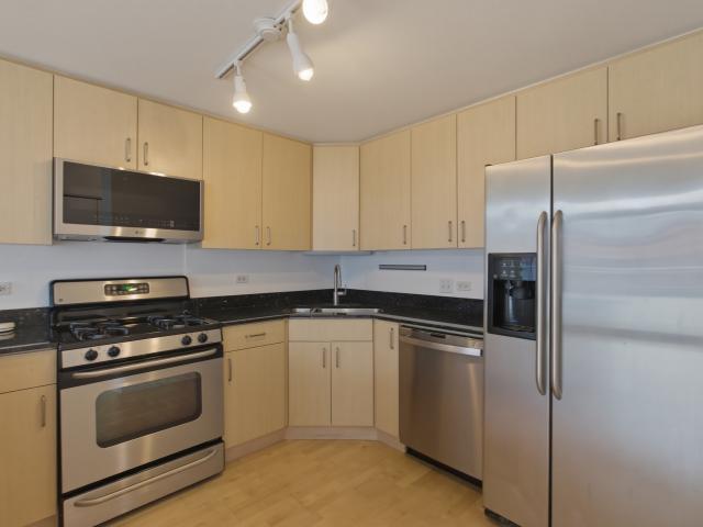 0 BR, 1 BA Apartment 330 West Grand, Chicago, IL 60654