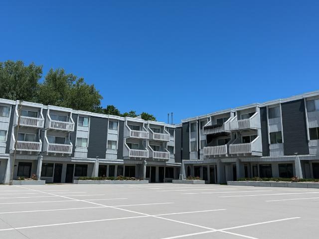 0 BR, 1 BA Apartment 3310 North 93rd Street Unit 06, Omaha, NE 68134