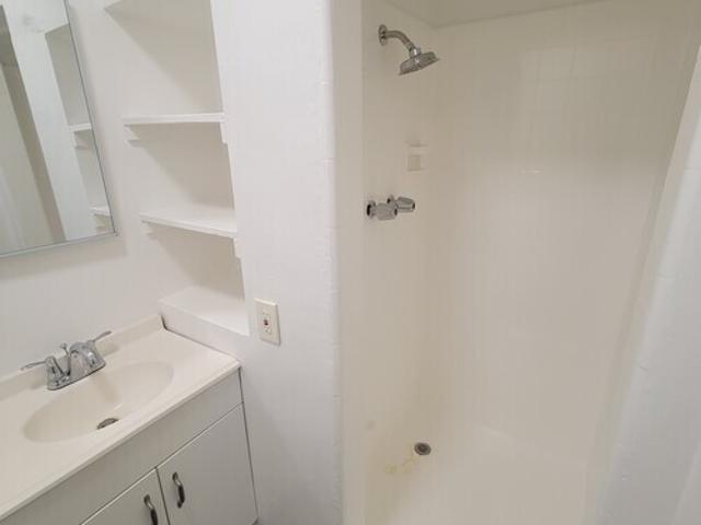 0 BR, 1 BA Apartment 3365 W 85th St, Unit 3365, Inglewood, CA 90305