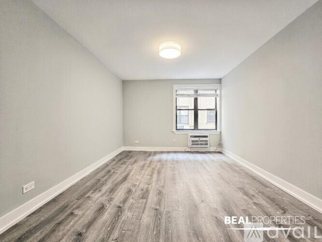 0 BR, 1 BA Apartment 445 W Barry Ave, Unit 205, Chicago, IL 60657