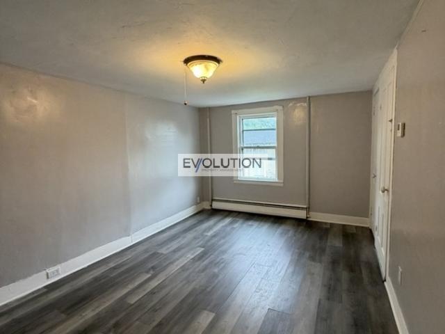 0 BR, 1 BA Apartment 46 Maple St, Plainville, CT 06062