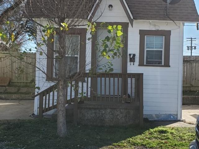 0 BR, 1 BA Apartment 400 Craik Street, Unit 3, Marlin, TX 76661