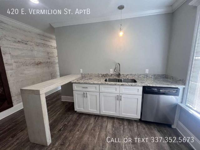 0 BR, 1 BA Apartment 420 E. Vermilion St. AptB, Lafayette, LA 70501