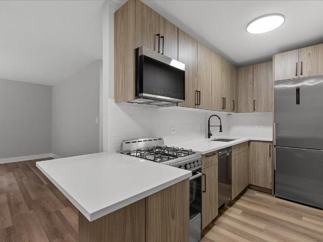 0 BR, 1 BA Apartment 541 West Oakdale Avenue, Chicago, IL 60657