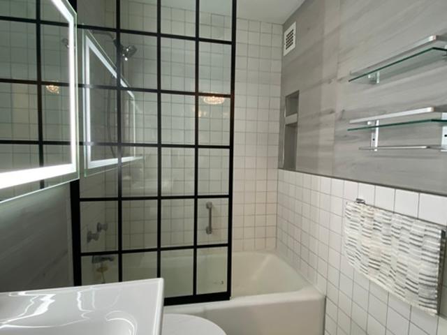 0 BR, 1 BA Apartment 5455 N Sheridan Rd, Unit 3509, Chicago, IL 60640