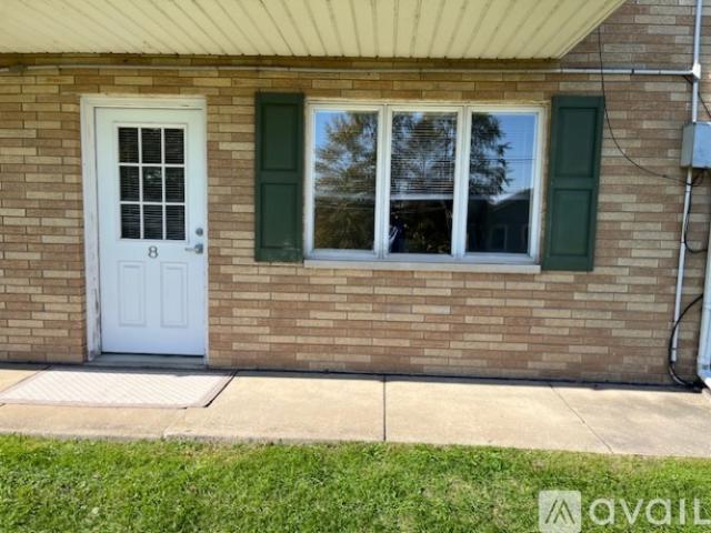 0 BR, 1 BA Apartment 55268 Indian Trail, Unit 5, Eau Claire, MI 49111