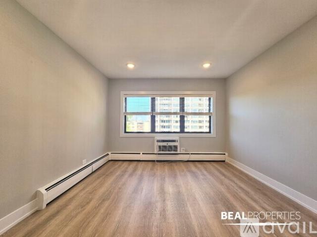 0 BR, 1 BA Apartment 555 W Stratford Pl, Unit Studio, Chicago, IL 60657