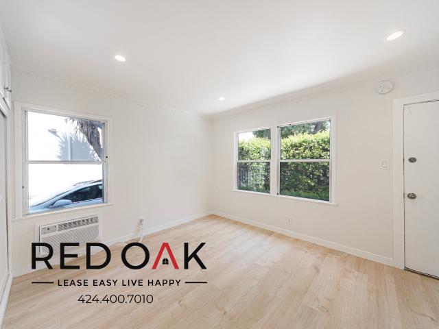 0 BR, 1 BA Apartment 5832 Carlton Way, Los Angeles, CA 90028