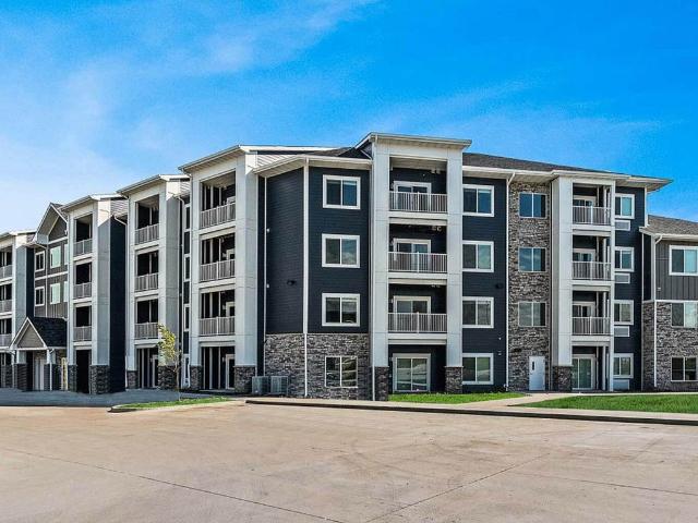 0 BR, 1 BA Apartment 595 88th Street Unit 224, West Des Moines, IA 50266
