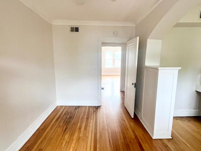 0 BR, 1 BA Apartment 5040 W 21 st Pl, Cicero, IL 60804
