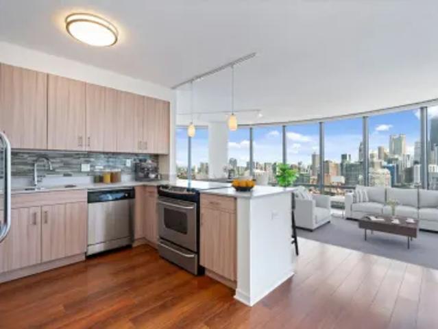 0 BR, 1 BA Apartment 520 North Kingsbury St, Chicago, IL 60654