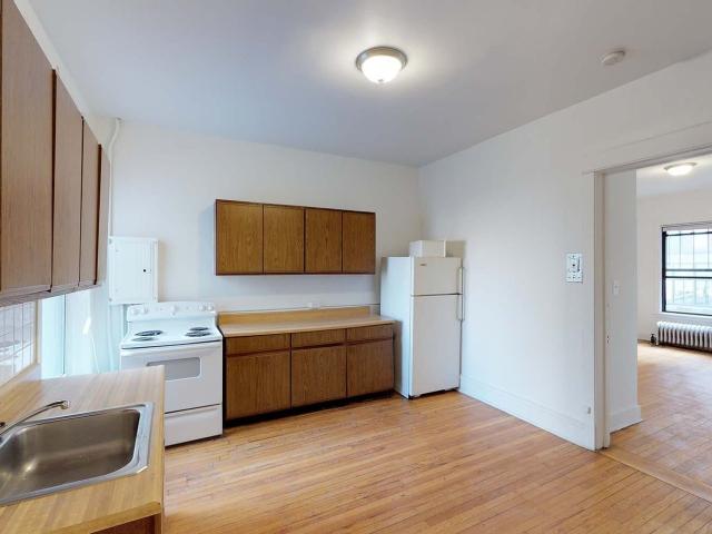 0 BR, 1 BA Apartment 5300 5308 South Hyde Park Boulevard Unit 5300 203, Chicago, IL 60615