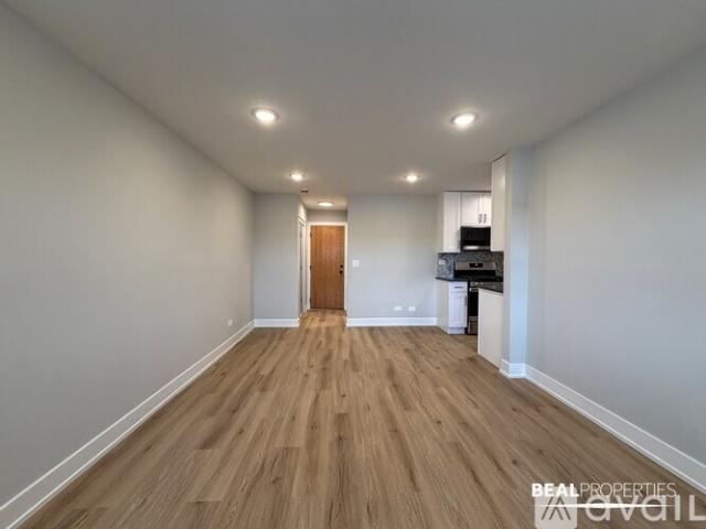 0 BR, 1 BA Apartment 530 W Aldine Ave, Unit 215, Chicago, IL 60657