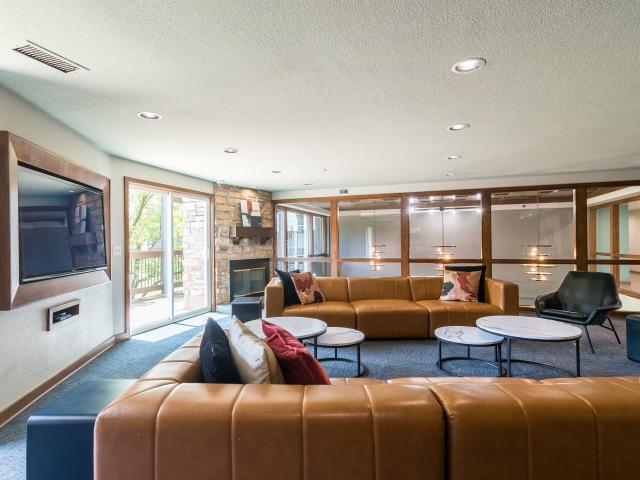 0 BR, 1 BA Apartment 6565 Foxridge Drive Unit 2041, Mission, KS 66202