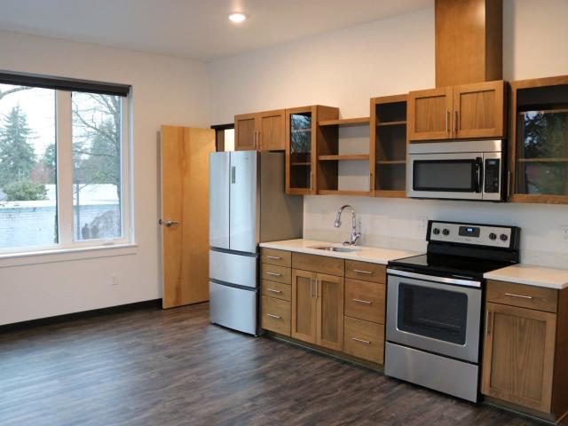0 BR, 1 BA Apartment 6615 Southeast 52nd Avenue Unit 207, Portland, OR 97206