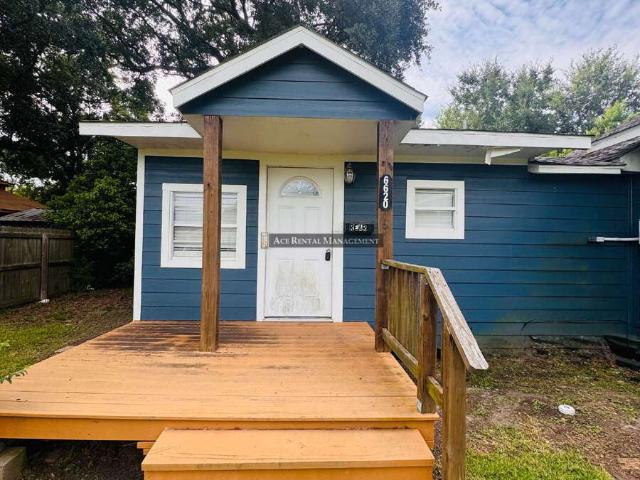 0 BR, 1 BA Apartment 6620 Terrell Street, Groves, TX 77619