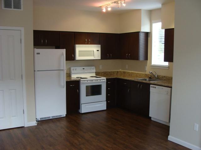 0 BR, 1 BA Apartment 6855 N Burlington Avenue Unit 3 211, Portland, OR 97203