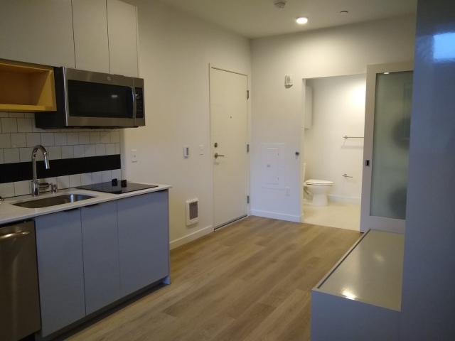 0 BR, 1 BA Apartment 6921 Roosevelt Way Northeast Unit 116, Seattle, WA 98115