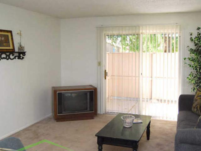 0 BR, 1 BA Apartment 6033 W Bethany Home Rd, Glendale, AZ 85301
