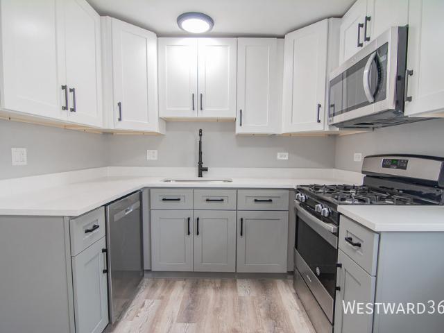 0 BR, 1 BA Apartment 6141 N Hermitage Ave, Chicago, IL 60660