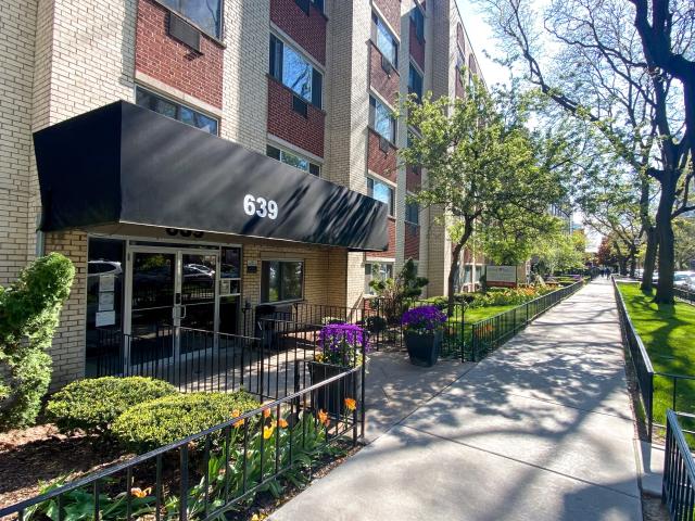 0 BR, 1 BA Apartment 639 West Grace Street Unit 639430, Chicago, IL 60613