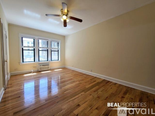 0 BR, 1 BA Apartment 748 W Addison St, Unit 744 W3, Chicago, IL 60613