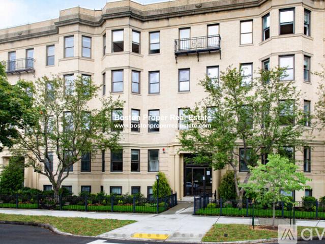 0 BR, 1 BA Apartment 77 Park Dr, Unit 4, Boston, MA 02215