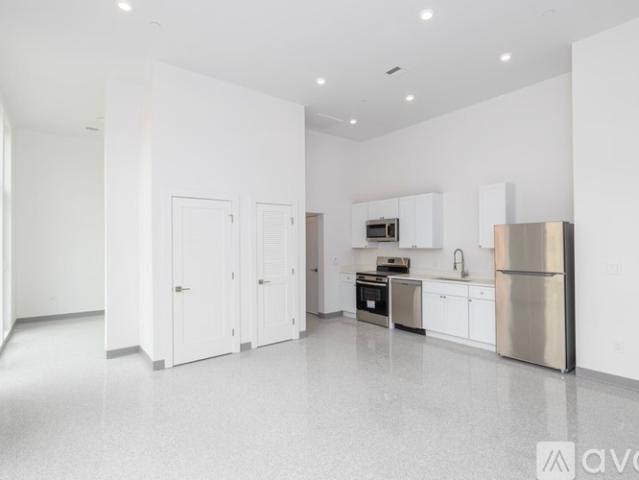 0 BR, 1 BA Apartment 78 Middlesex St, Unit 104, Lowell, MA 01852