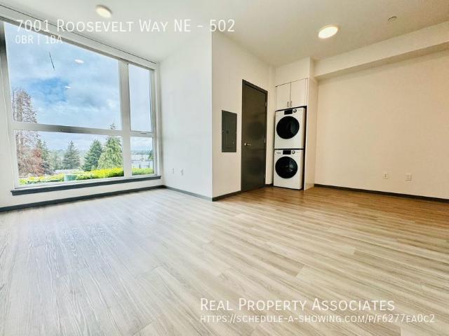 0 BR, 1 BA Apartment 7001 Roosevelt Way NE, Seattle, WA 98115