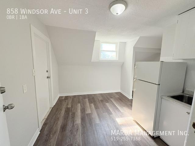 0 BR, 1 BA Apartment 858 Windsor Ave, Windsor, ON N9A 1K2