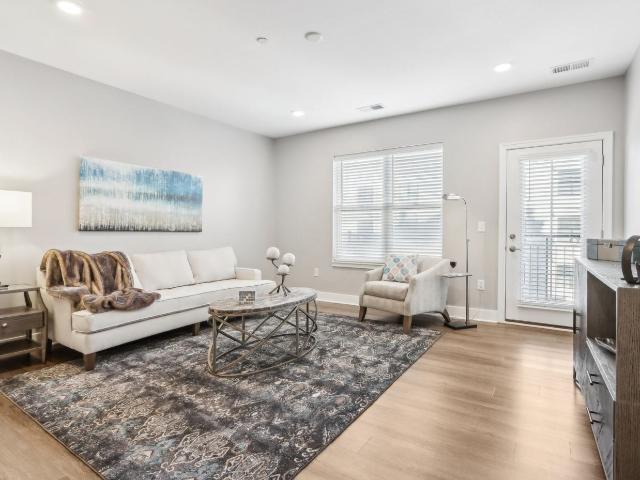 0 BR, 1 BA Apartment 880 Monon Grn Blvd Suite 105 Unit 322, Carmel, IN 46032